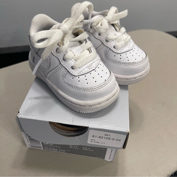 Nike | Shoes | New With Box Nike Force Le White Baby Sneakers Size 3c ...